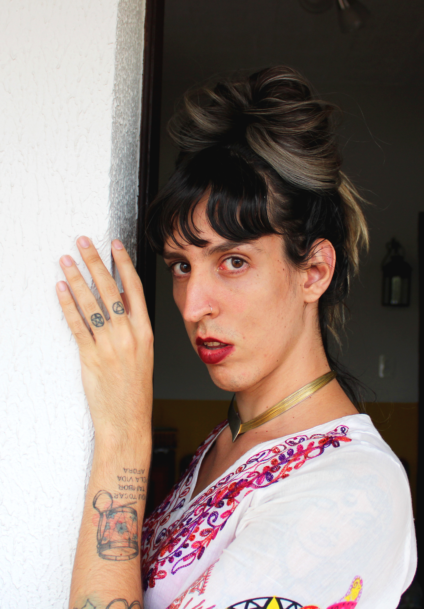Para Tornar Visível O Sagrado Travesti Darkblog Darkside Books
