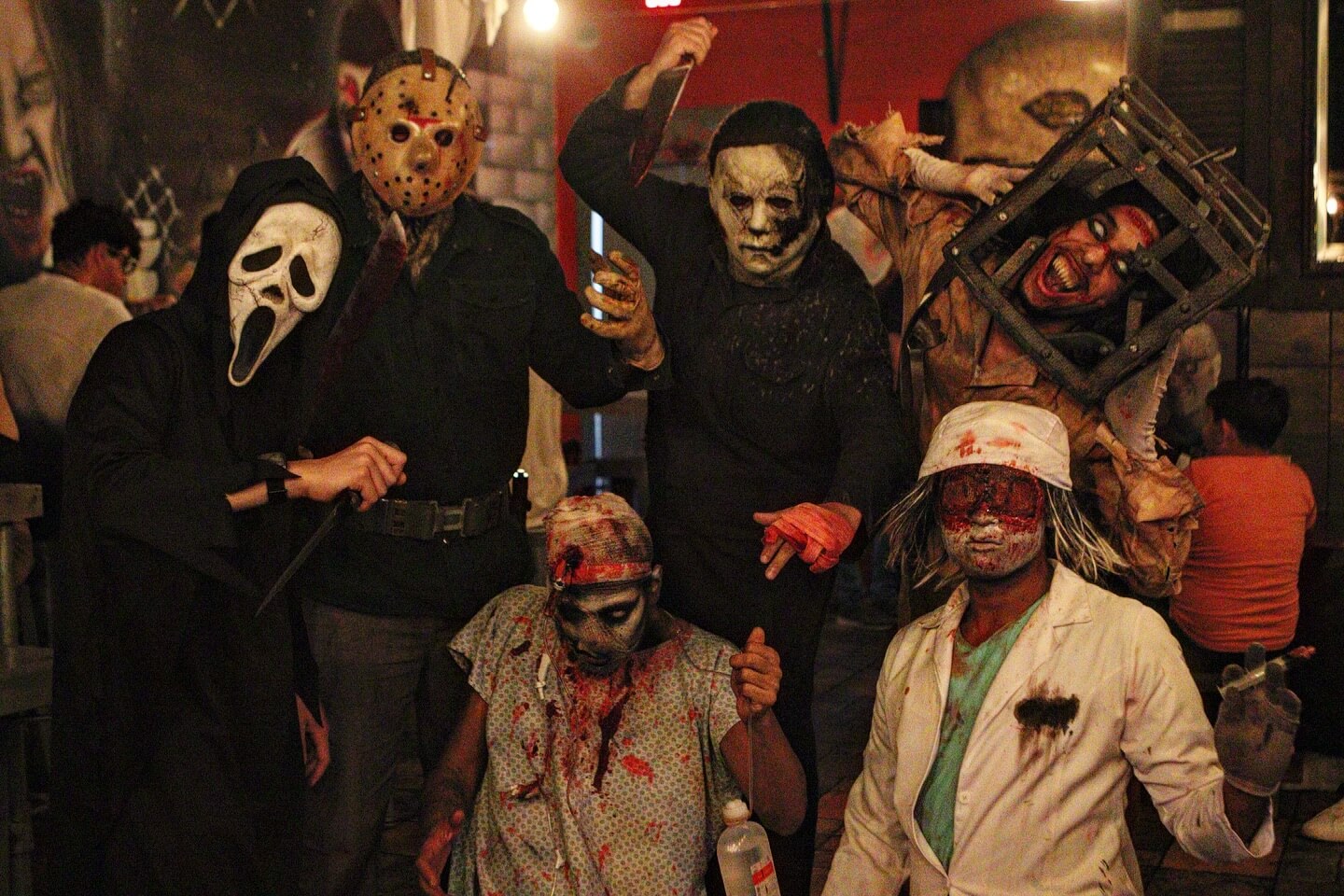 Bares pelo Brasil que são a cara da Caveira - DarkBlog | DarkSide Books ...