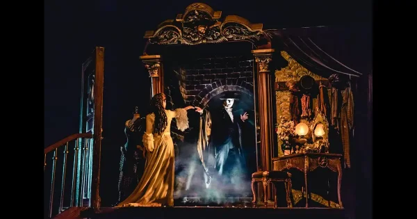 O Fantasma da Ópera: como o livro foi transformado em um musical ...